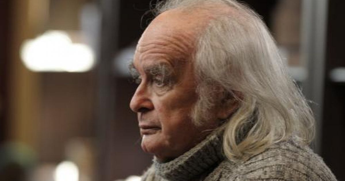 Poetul Emil Brumaru, cu ocazia lansării noului său volum de versuri ...