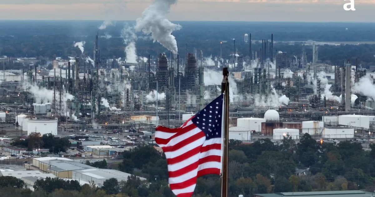 Giganții americani ExxonMobil și Chevron, profituri-record și în 2023 ...