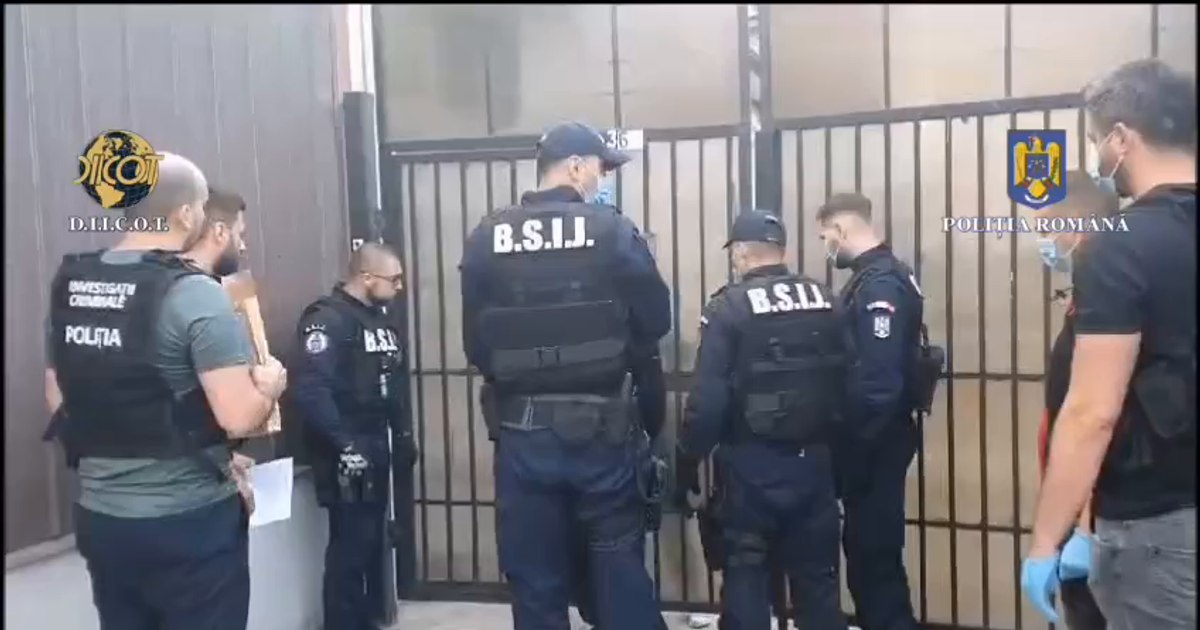 Tortură în azil. 56 de bătrâni au fost transportaţi la spitale ...