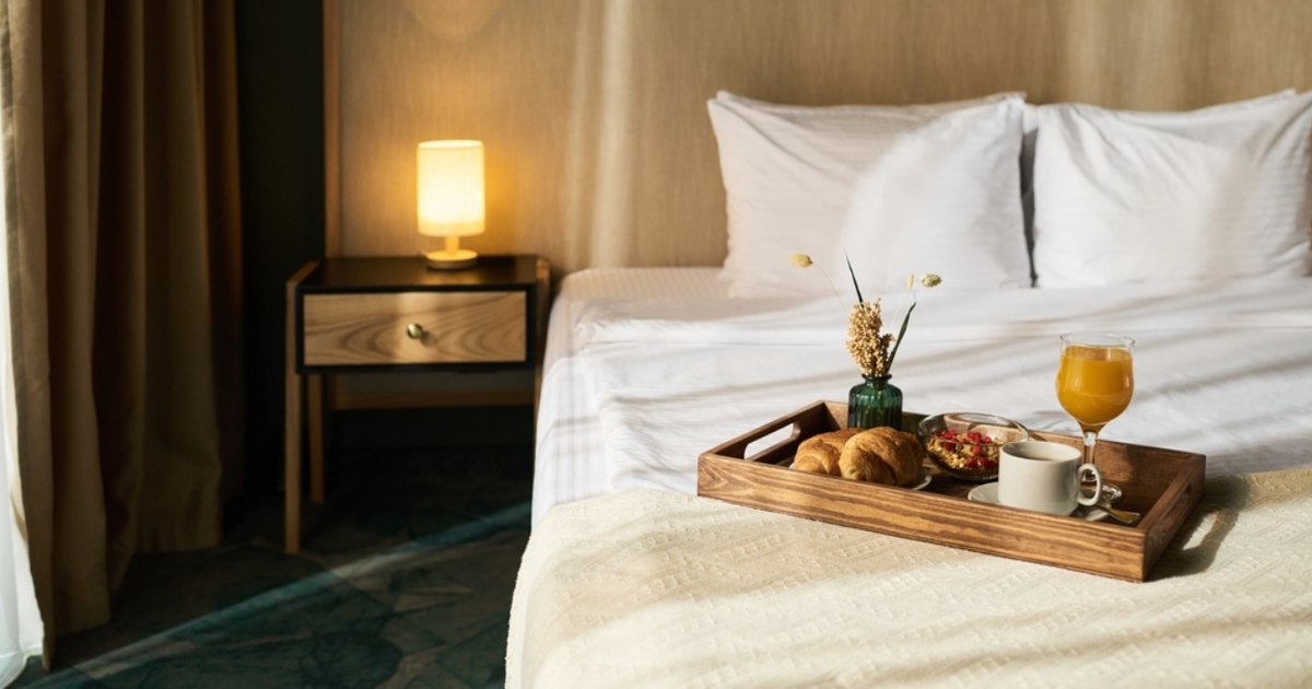 De ce hotelurile folosesc doar prosoape și lenjerii albe? Ar trebui să ...