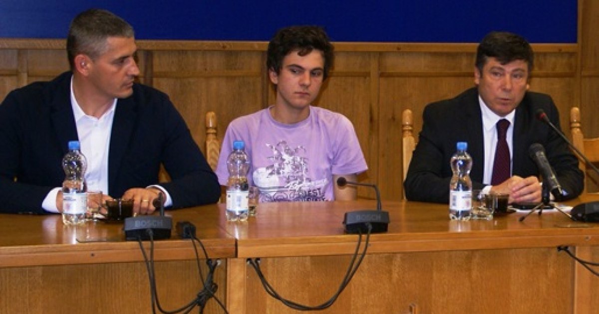 Radu, olimpicul de aur la Chimie, va fi premiat şi de CJ Argeş ...
