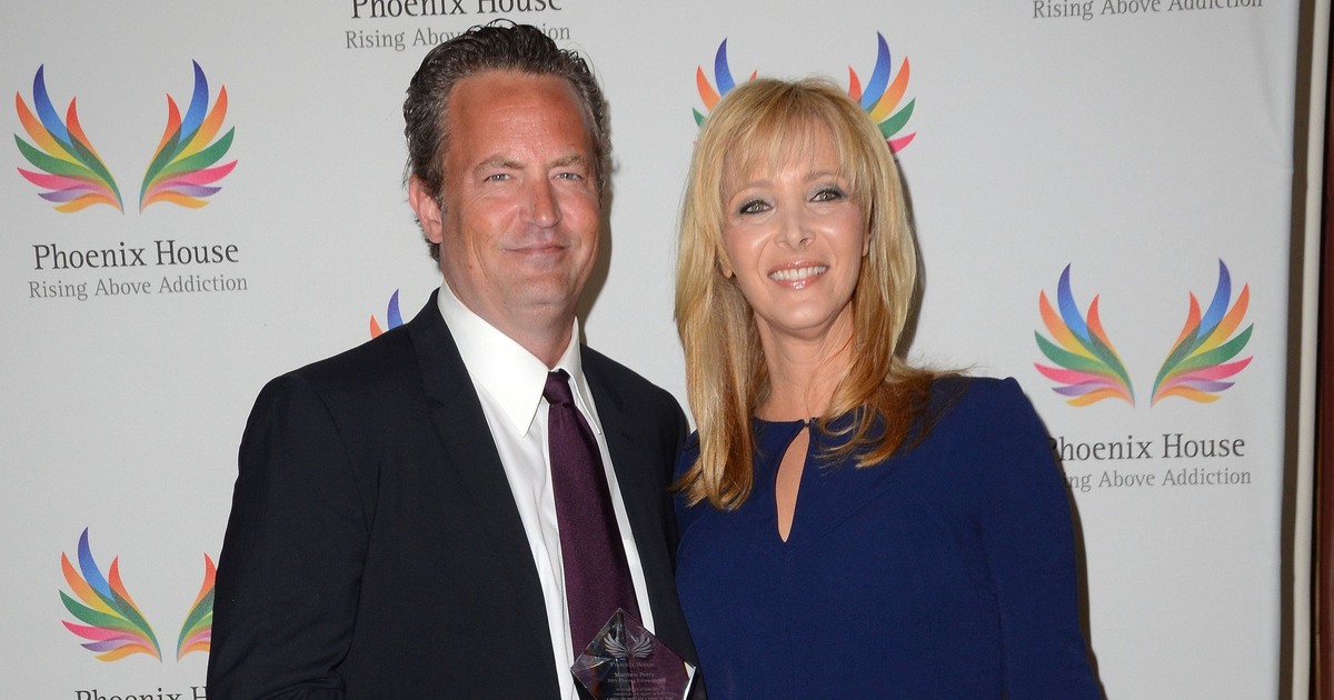 Ce va face Lisa Kudrow, devastată de moartea lui Matthew Perry. Crede ...