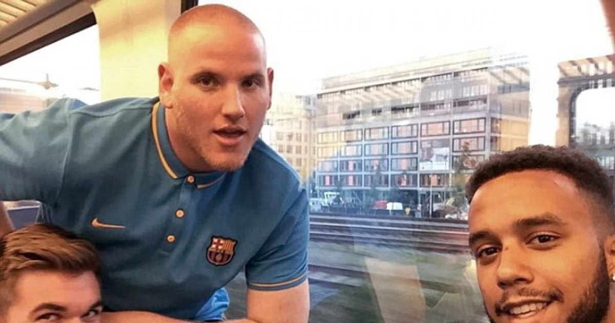 Povestea eroilor din trenul groazei: „Scotea arme de peste tot. Eu l-am ...