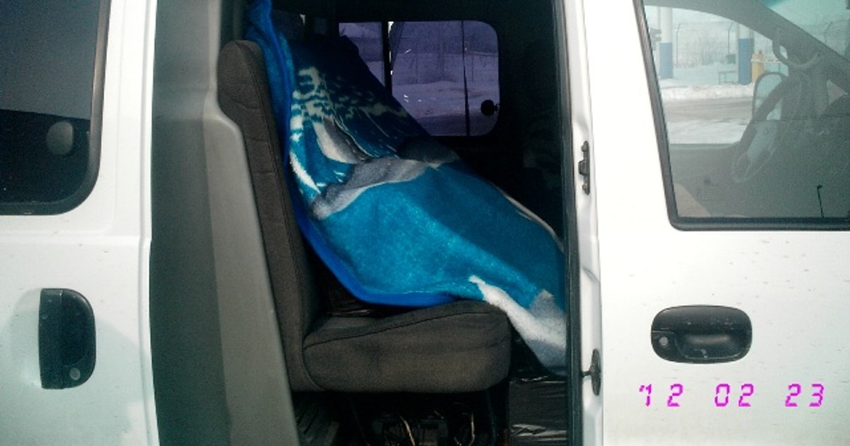 FOTO Transport de țigări ”Plugaru”, deturnat de polițiști la Slobozia ...