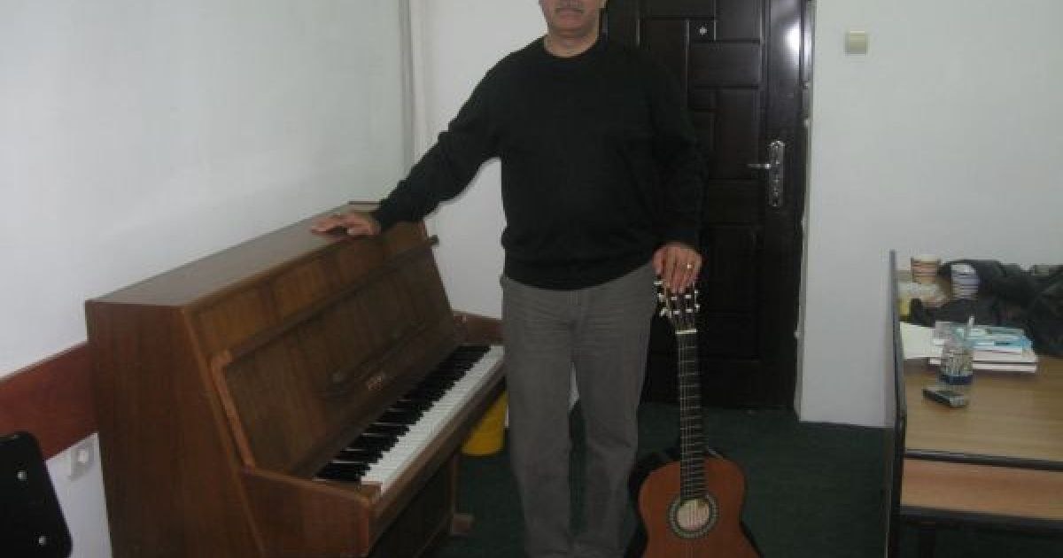 Târgovişte: Florin Badea, omul-orchestră din Târgovişte | adevarul.ro