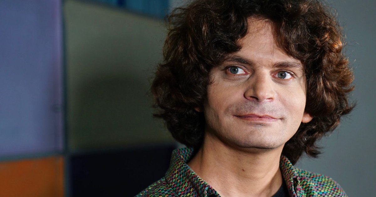 „Lecțiile de civism” ale antrenorului de genii prins în timp ce viola ...