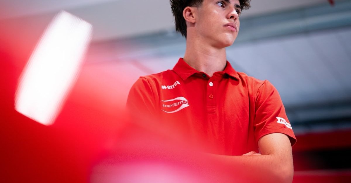 Un român bate la porțile Formulei 1. David Cosma Cristofor, susținut de ...