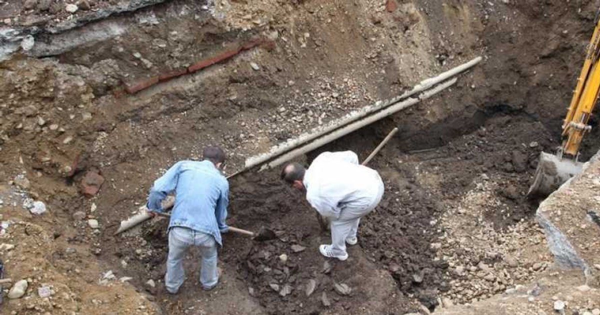 FOTO Oseminte umane, în centrul Oradei. Arheologii au găsit mai multe ...