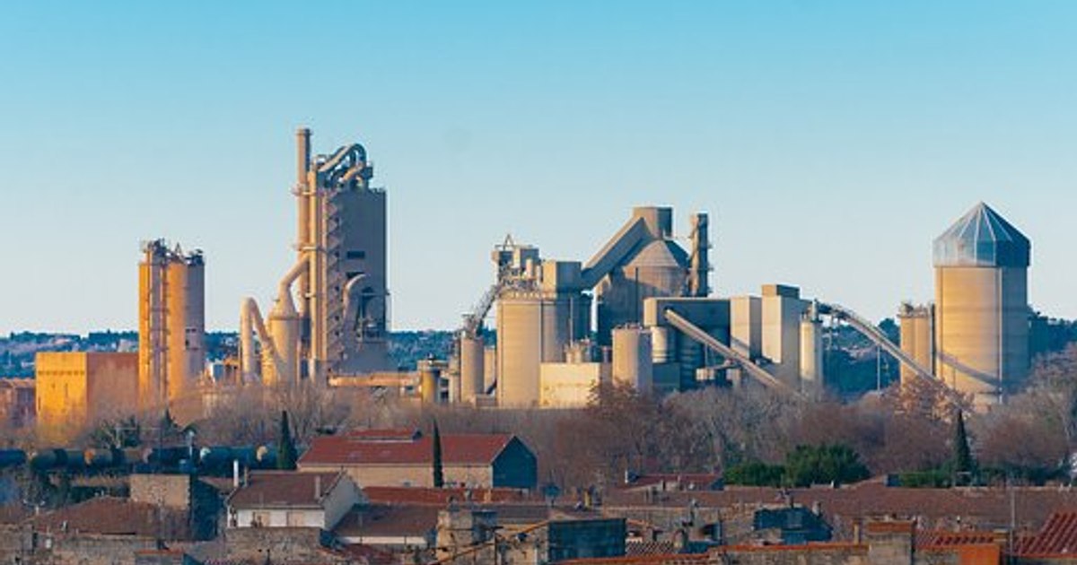 Producția unui metru cub de ciment consumă de 1000 de ori mai multă ...