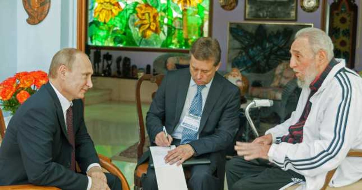 Înaine de summit-ul BRICS, Vladimir Putin s-a întâlnit cu Fidel Castro ...