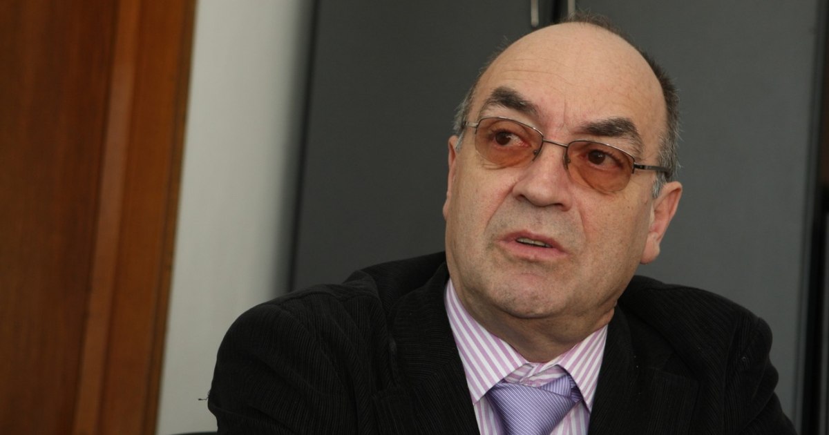 INTERVIU Radu Gologan, profesor: „Rolul şcolii nu este de a-ţi oferi ...