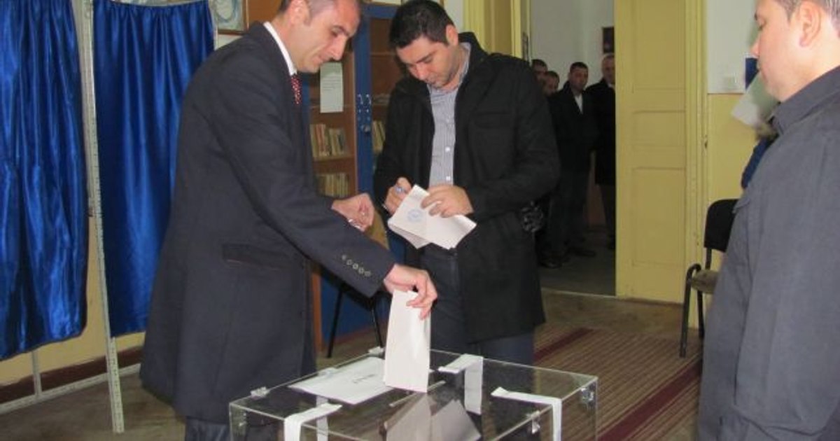 Alin Bucur, Lucian Militaru şi Florinel Dumitrescu au intrat în ...