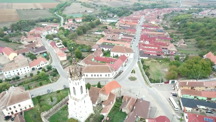 Locul din România, rupt din basme, unde trăiești ca în Germania. Cât costă o casă