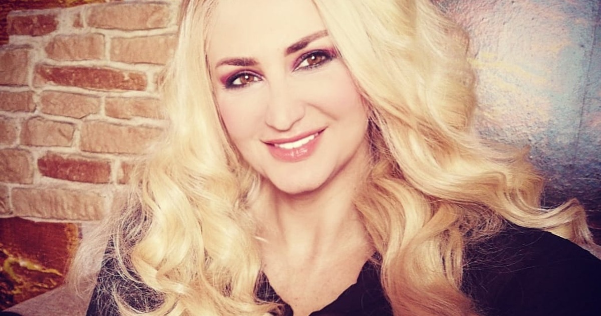 Julia Chelaru vrea nuntă la malul mării. Ce spune solista de actualul iubit