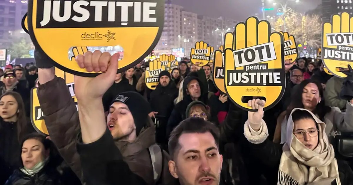 De ce amână CCR iar legea pensiilor magistraților | adevarul.ro