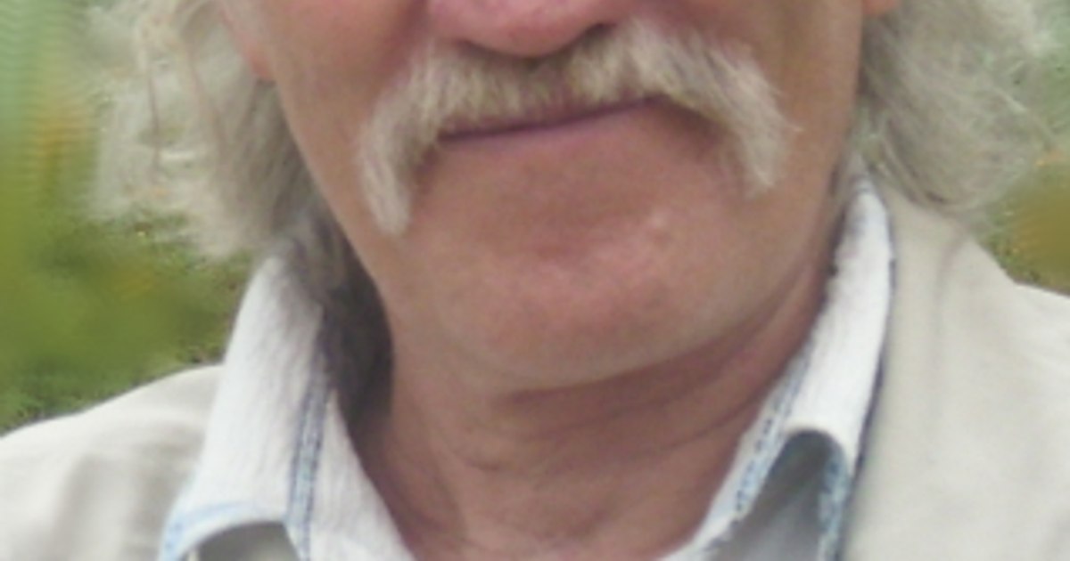 Volume de poezie semnate de Nicolae Dabija, Lucia Olaru Nenati şi ...