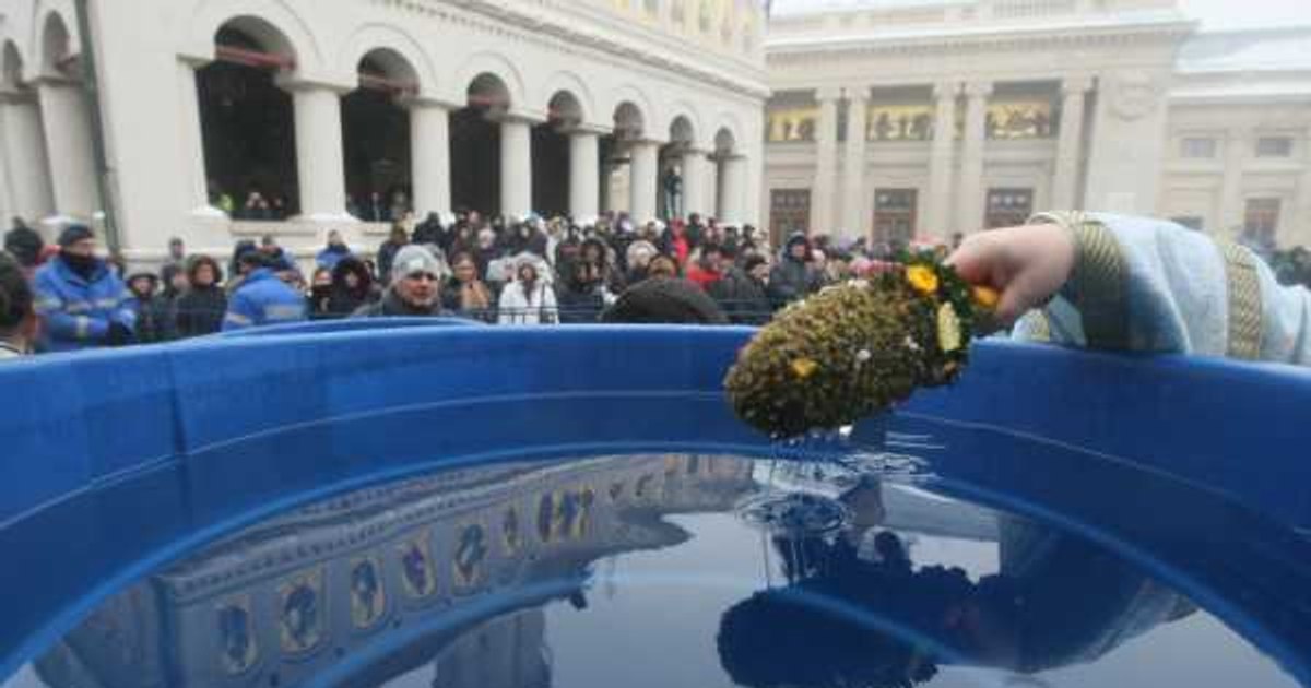 Tradiţii şi superstiţii de Bobotează, ziua când se prind farmecele şi ...