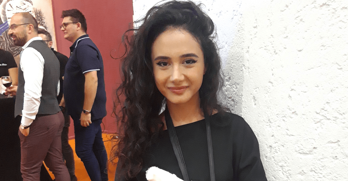 Azaleea Necula, Tania din «Profu», a jucat două ore cu degetul rupt