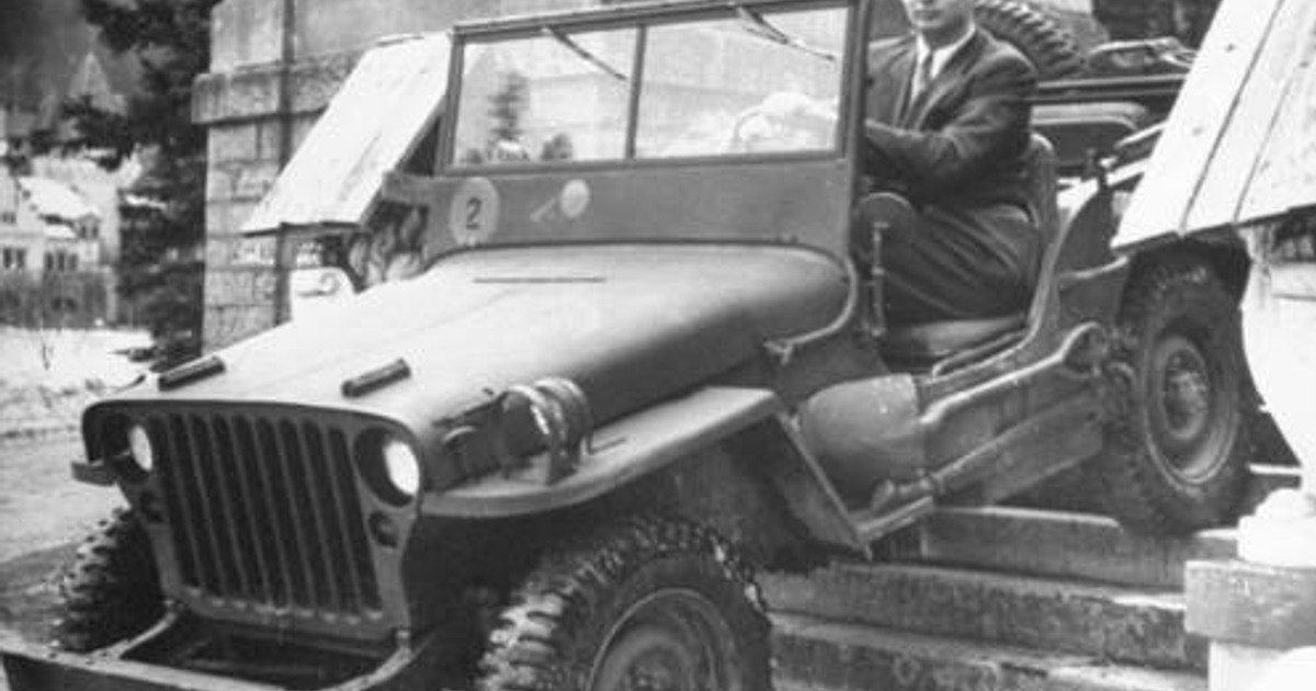 Jeep-urile istorice ale Majestăţii Sale au fost repatriate FOTO