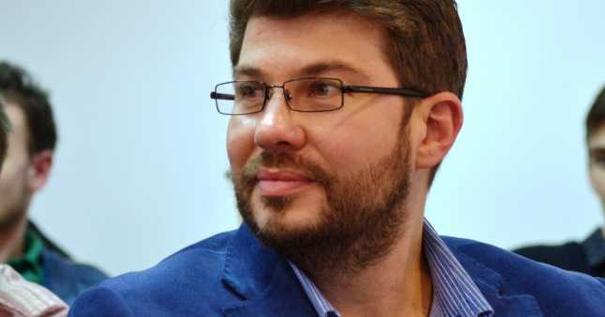 Fostul primar al Bacăului, Cosmin Necula, achitat într-un dosar DNA. Pe fond primise trei ani de ...