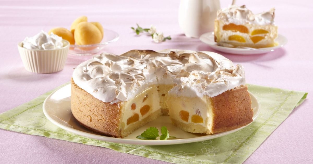 Cum să prepari rapid un tort fin cu bezea | adevarul.ro