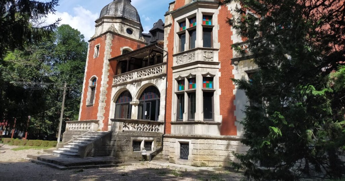 Castelul Ghika din Dofteana va fi cumpărat de CJ Bacău. Pentru ce era ...