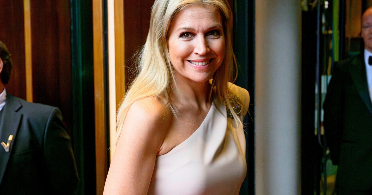 Maxima, o regină reinventată, șic, întinerită! Apariție glam la ...