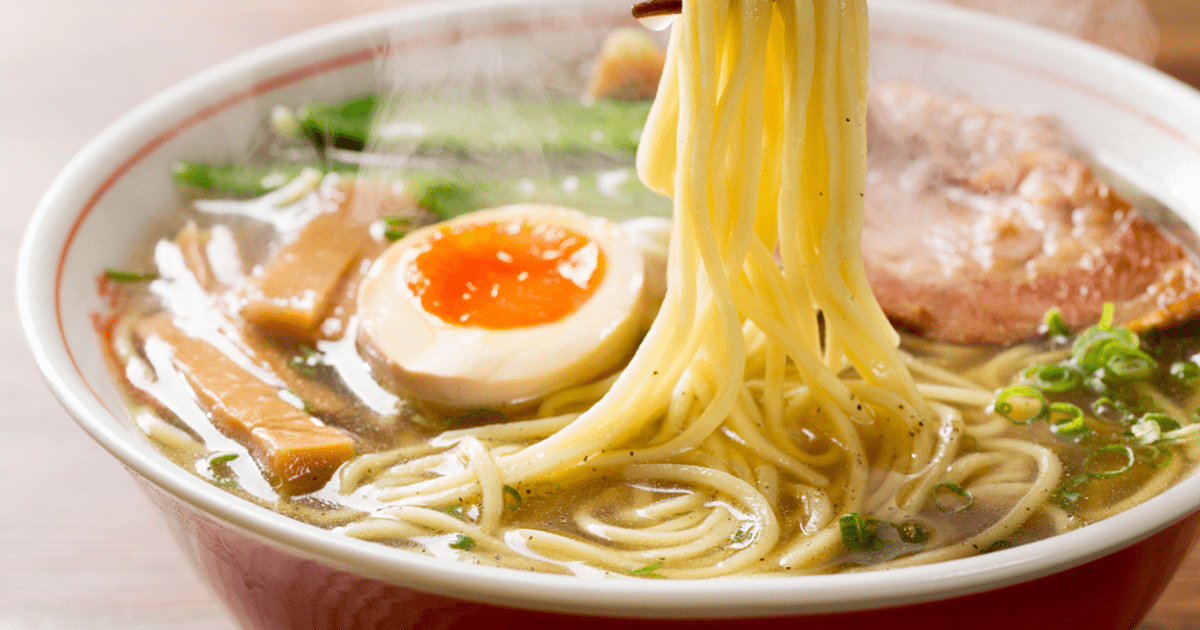 Ce este supa ramen şi cum se prepară. Pregăteşte un prânz delicios ca ...