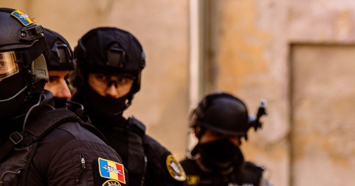 Răspunsul viral al unui polițist de la „Mascați“ la întrebarea: „Cât de ...