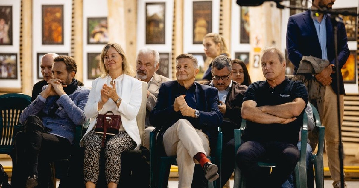 Concert extraordinar al Orchestrei Landwehr din Fribourg în Salina Turda. Ambasadorul Elveției ...