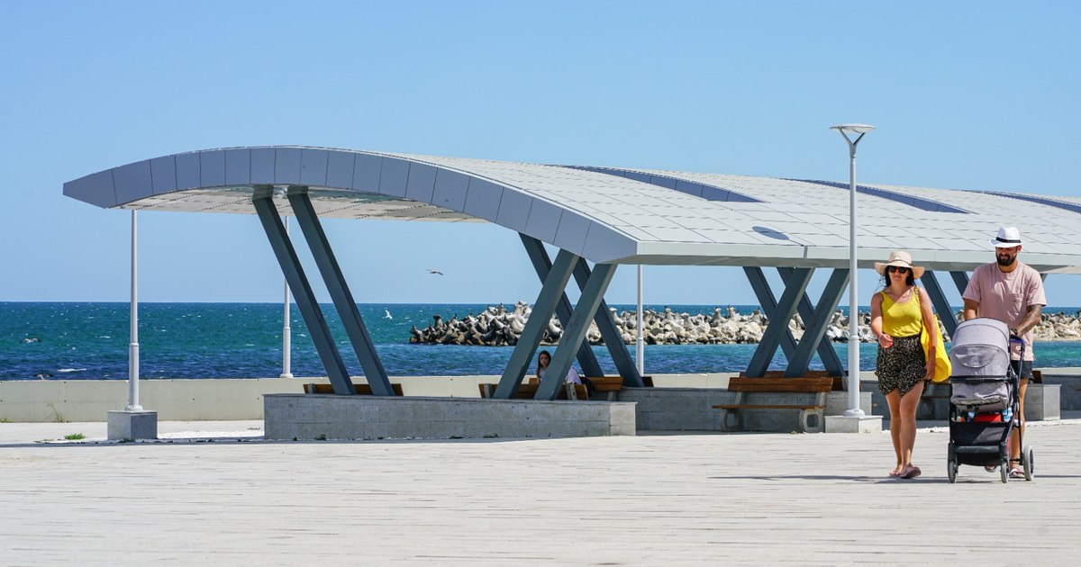 Faleza Mangalia-Saturn arată de milioane. Urmează faleza Cap Aurora ...