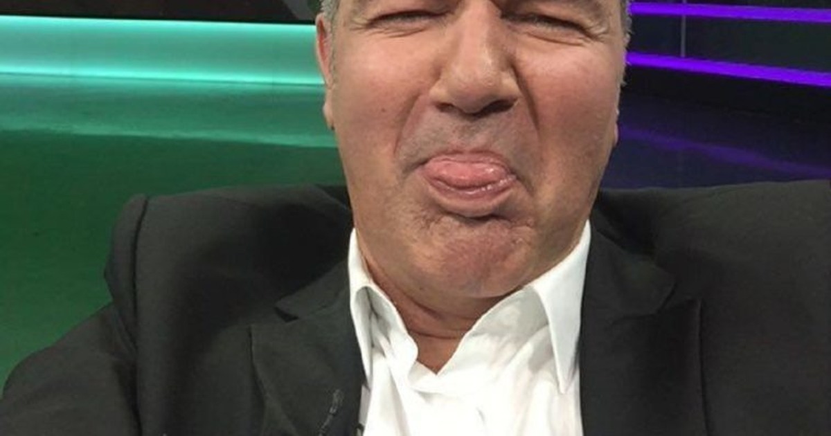 Dan Bittman a improvizat o cântare recent, la unul dintre localurile ...