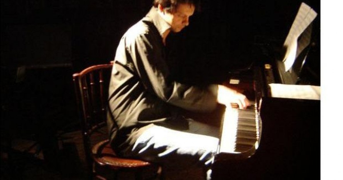 Cári Tibor a concertat la Unteatru | adevarul.ro