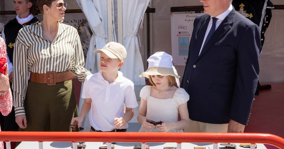 Asta o ține lângă Albert: Charlene de Monaco își va pierde copiii dacă ...