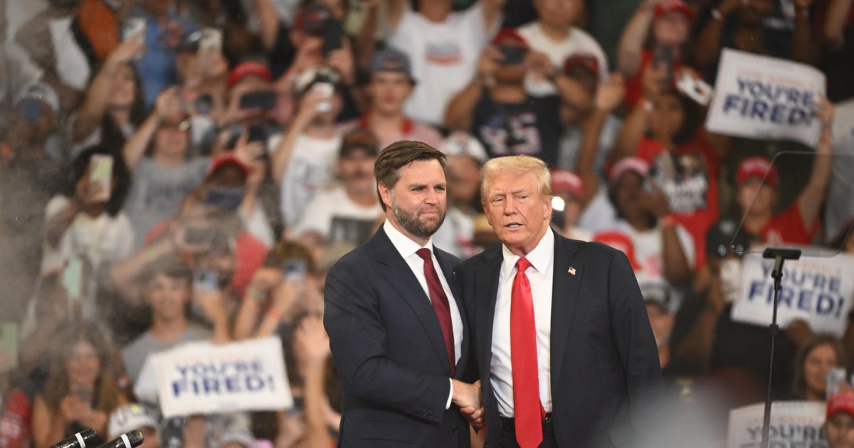 Cum încearcă Donald Trump să-și relanseze campania pentru a nu-i ...
