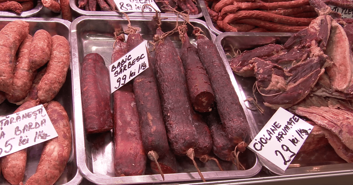 Ponturi pentru cel mai reușit babic, gustosul salam picant din zona ...