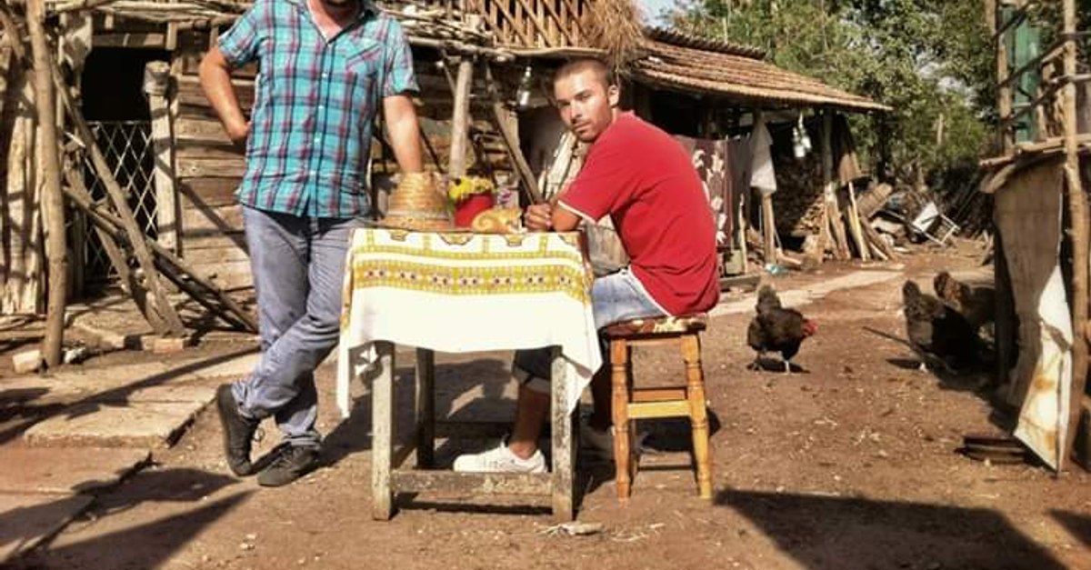 Regizorul ”Las Fierbinți”, Dragoș Buliga: “Serialul a fost copiat în ...