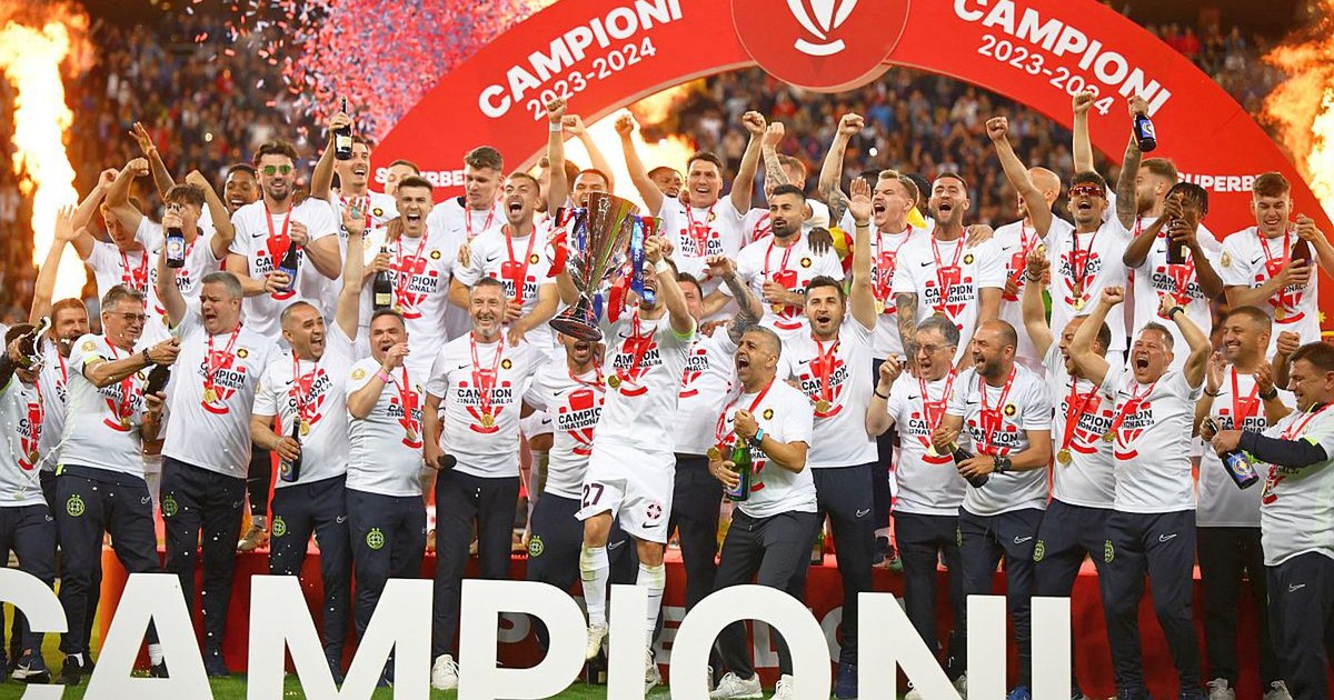 Cu cine se luptă FCSB la titlu. Sabău, atacat din nou pe seama religiei ...