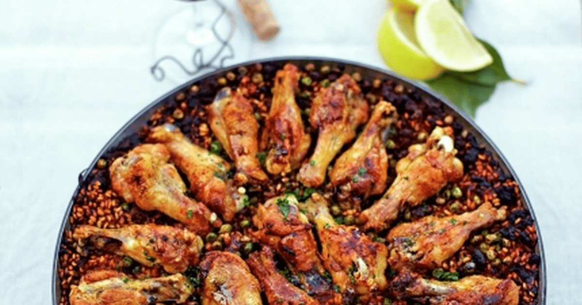 Paella cu ciocănele de pui