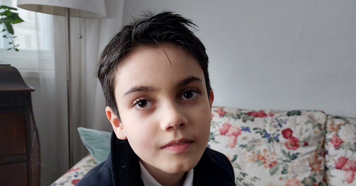 Scriitor la nouă ani. Filip Pricop a publicat un roman conceput ca un ...