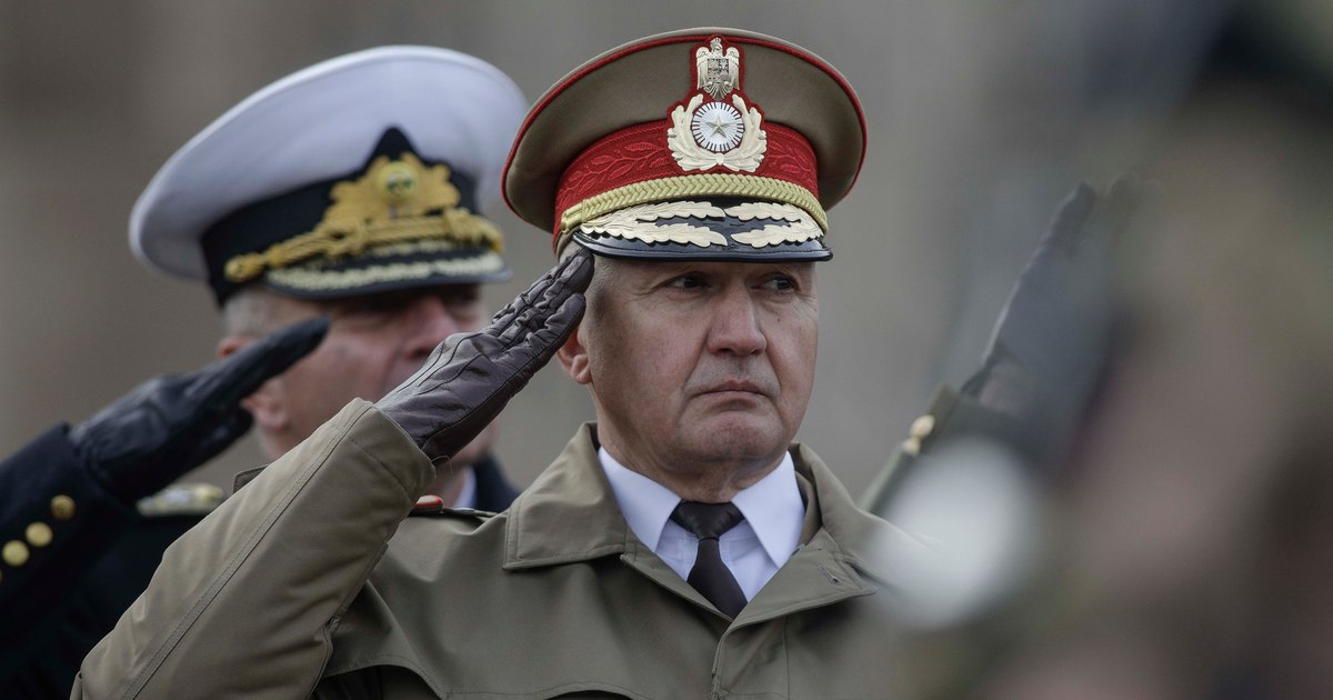 „Pacea nu mai este o certitudine”. Avertismentul șefului Statului Major ...