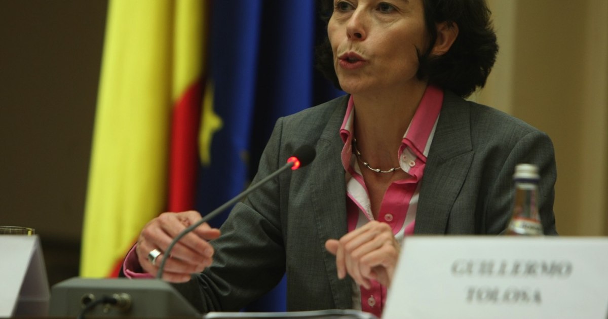 RETROSPECTIVĂ România, „elevul silitor“ care în 2013 a luat doar note ...