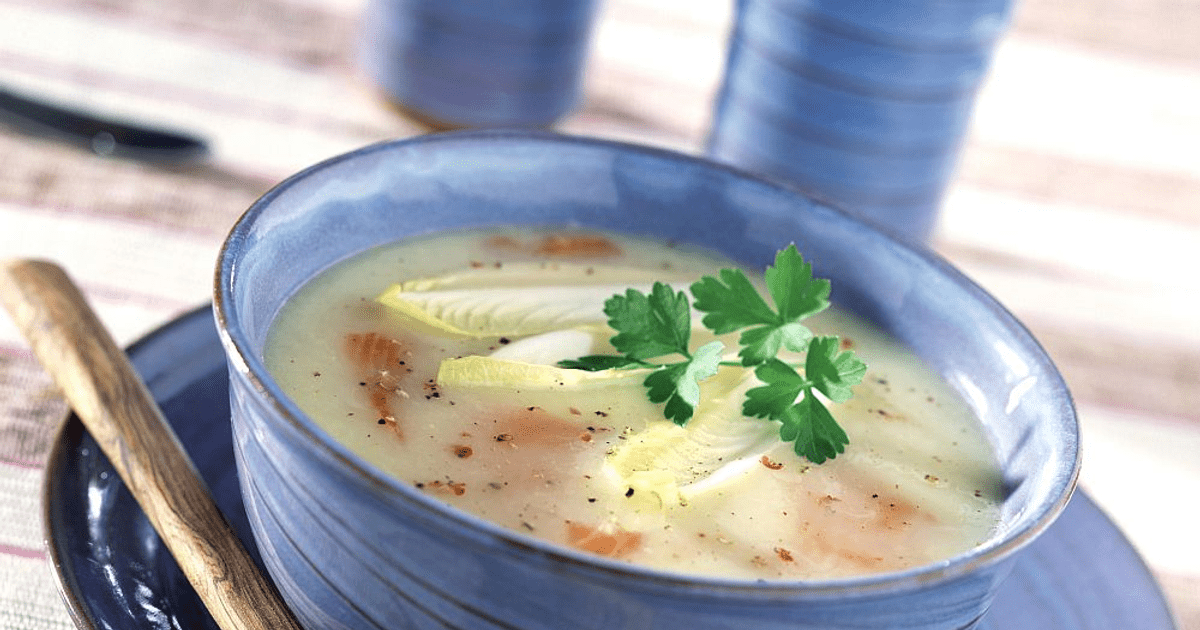 Supă-cremă de andive cu peşte