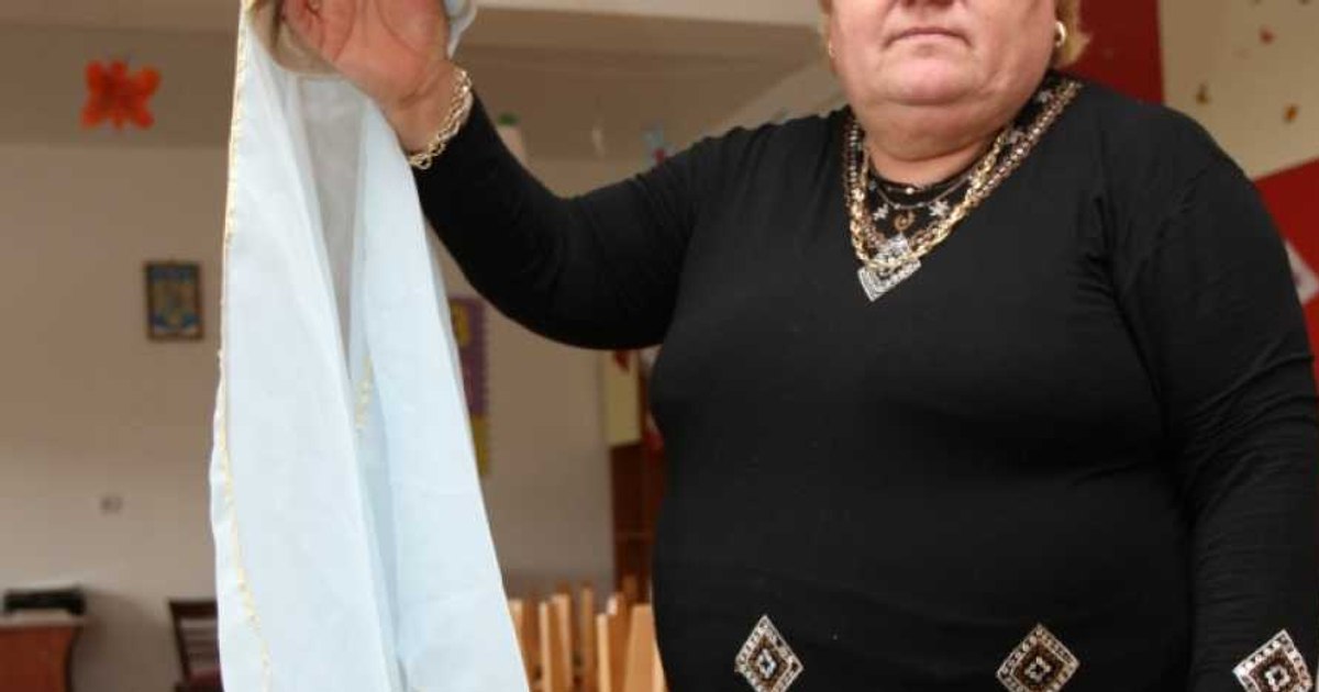 Constanţa: Zulfie Seidali face cunoscute tradiţiile tătăreşti | adevarul.ro