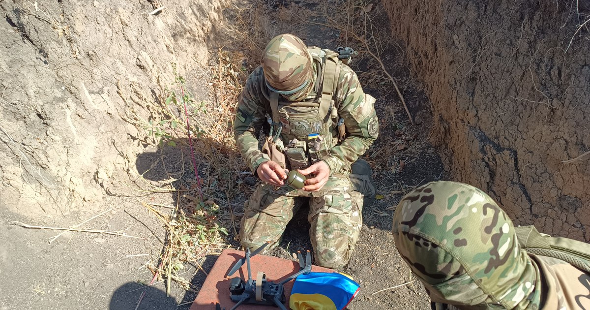 Avertisment dur de la românul care conduce un grup de războinici în ...