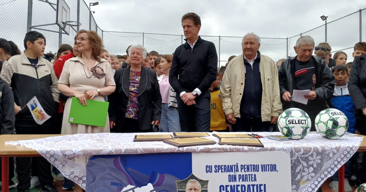 Gică Popescu s-a dus cu banii la Grădinari și la Socol. Dorinel Munteanu și Miodrag Belodedici ...