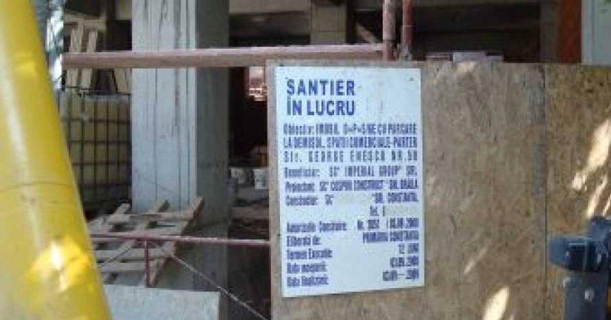 Constanta: Bloc de şase etaje debranşat de la reţeaua de apă | adevarul.ro