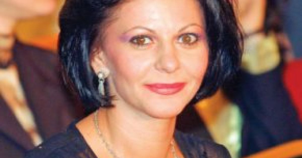 Elena Cârstea s-a operat pe datorie- Revista presei mondene | adevarul.ro