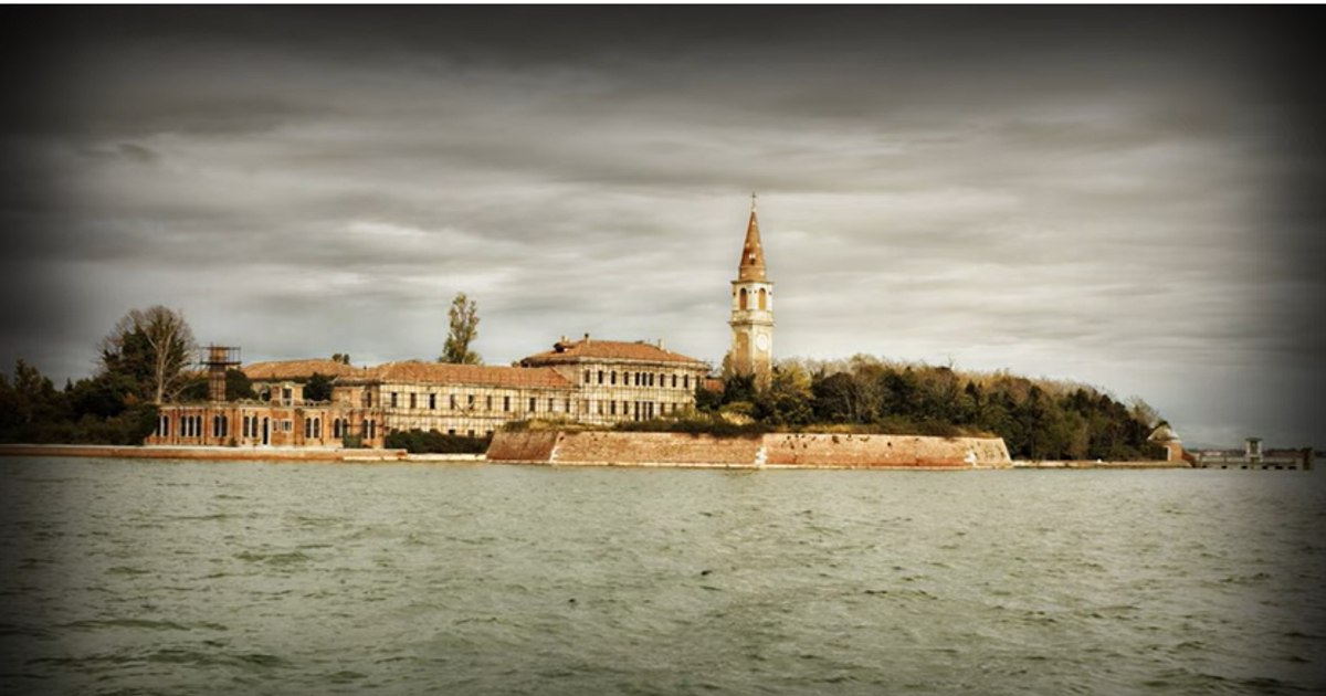 „Cel mai bântuit loc de pe Pământ“. Legenda insulei private „făcute din ...