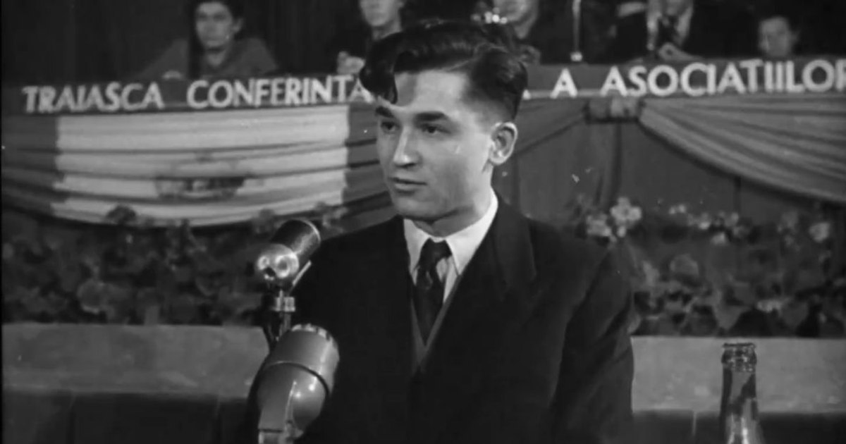 Imagini rare cu Ion Iliescu la 27 de ani. Cum arăta controversatul fost ...